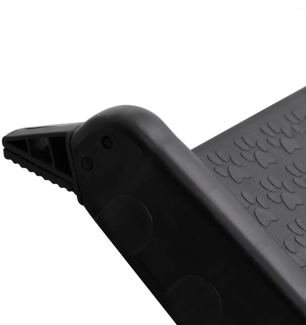 Kaldtee koerale - koera ramp aitab koera autosse ja välja